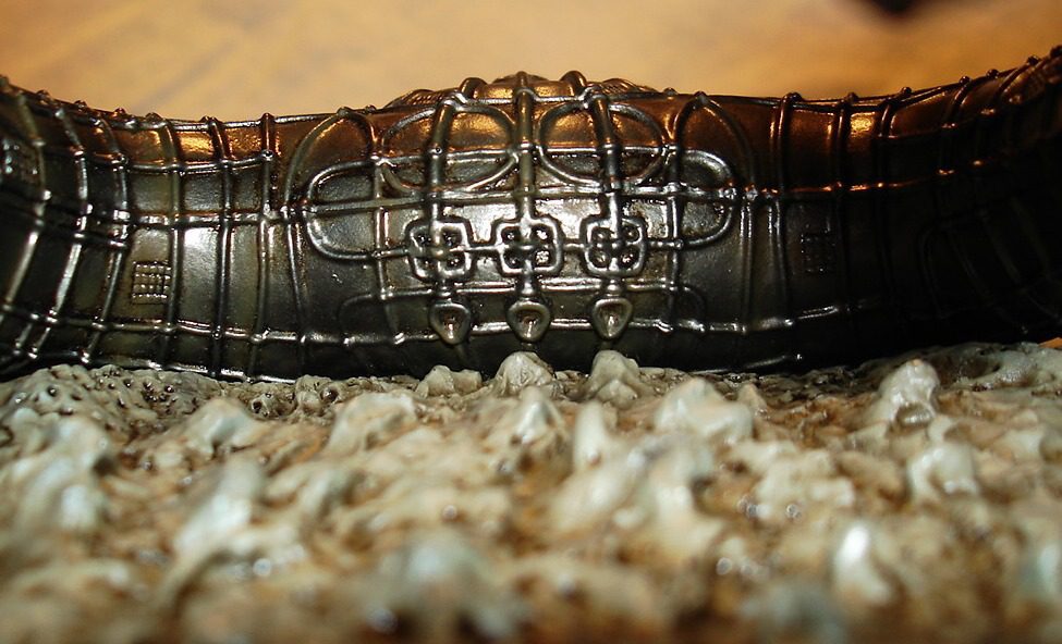 Alien Derelict Ship Resin Model - O Espaço Virtual do Colecionador