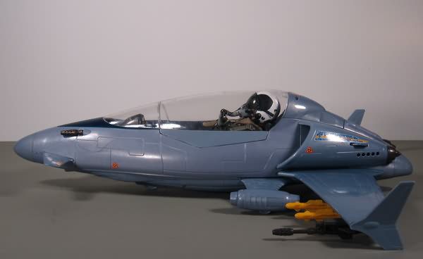 Max Steel MX-25 Attack Jet - Max Jet - Mattel - O Espaço Virtual do ...
