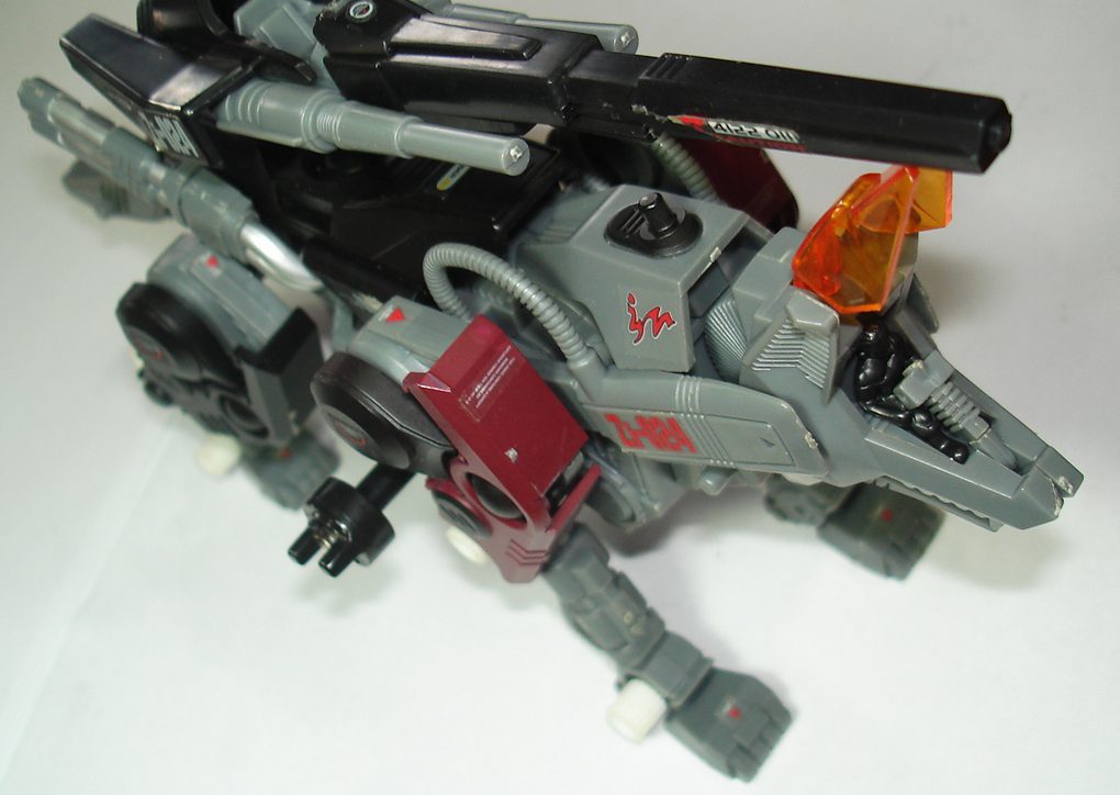 ZOIDS Shadow Wolf Model Kit Tomy - O Espaço Virtual do Colecionador