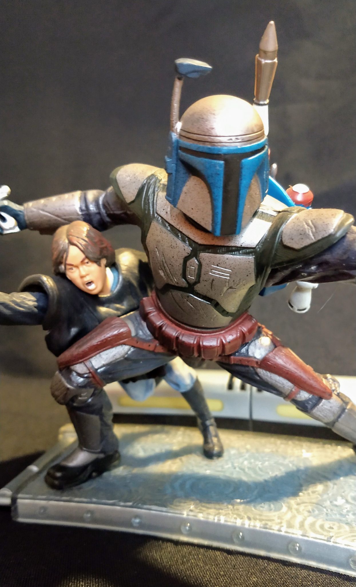 Star Wars Jango Fett e Boba Fett Unleashed Statue Hasbro - O Espaço ...