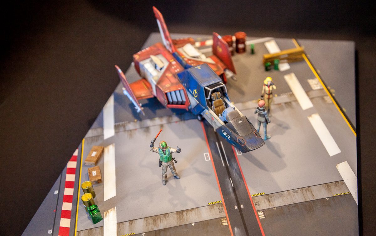 Gundam FF-X7 Core Fighter 1/35 Bandai - O Espaço Virtual do Colecionador